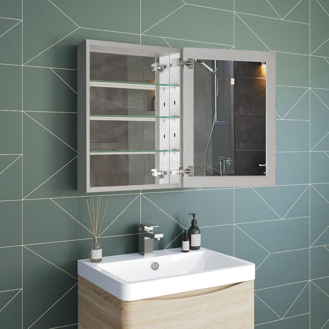 How to Choose the Built-in Medicine Cabinet That’s Right for You